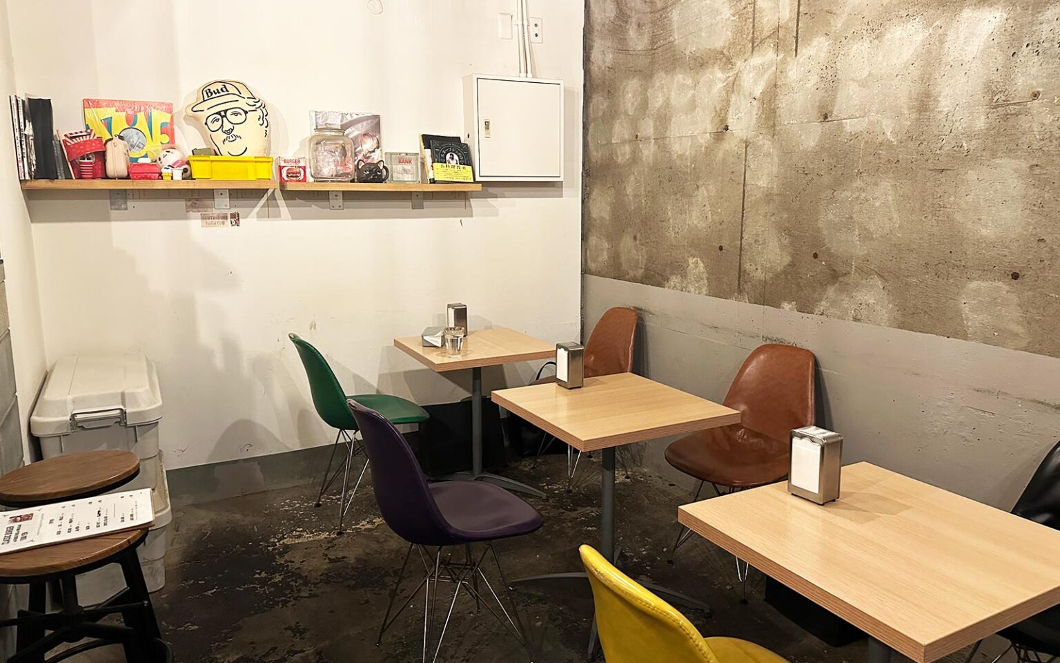 【Overcook Burger Bar｜代田橋】絶品クラシックバーガーが人気のレストラン | 世田谷情報ナビ